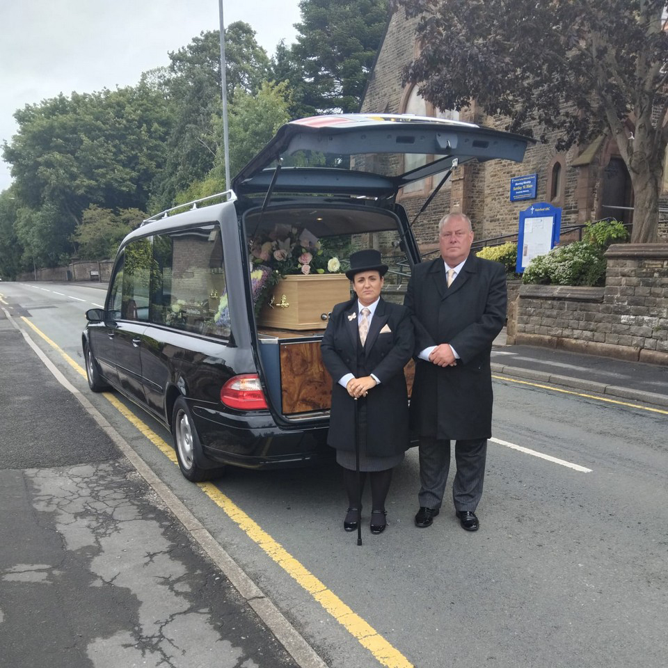 Our Hearse driver Tim and FD Wendy – Sovereign Carriage Services